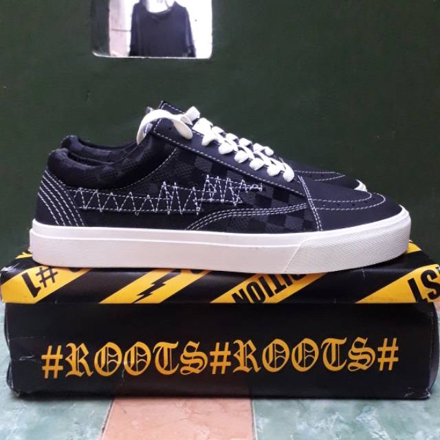 Jual SEPATU WORD DIVISION CLS ANARCHY | Shopee Indonesia