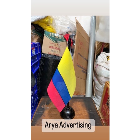 Jual bendera negara COLUMBIA+tiang kayu meja | Shopee Indonesia
