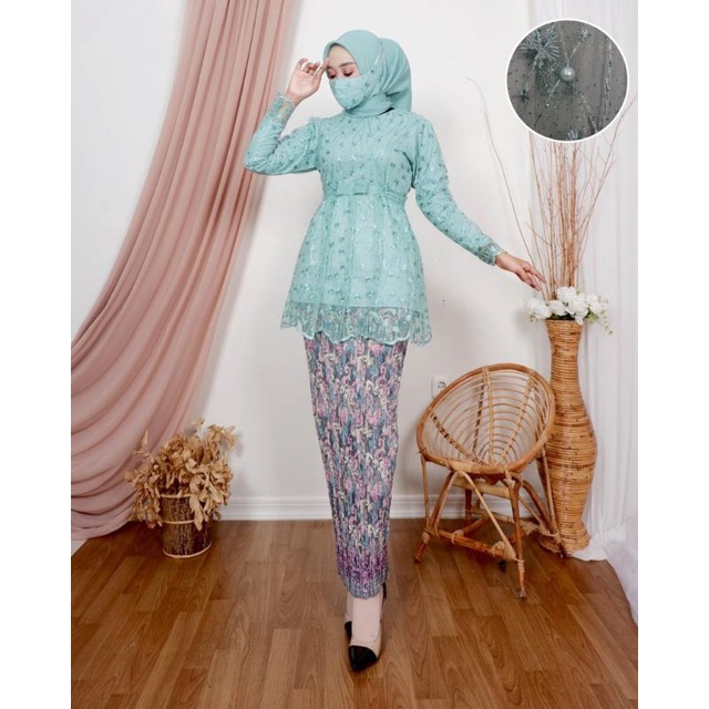 Jual Aurora Pita Tille ( full furing ) Kebaya Wisuda Modern | Shopee ...