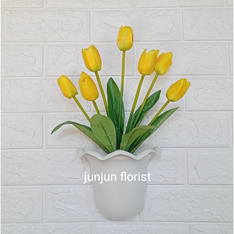 Jual rangkaian bunga tulip vas tempel dinding//hiasan dinding bunga ...