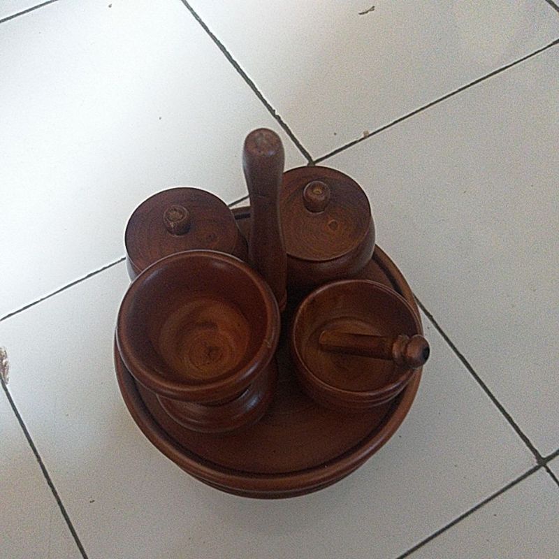 Jual Tempat pinang sirih dekorasi kayu jati isi 4 | Shopee Indonesia