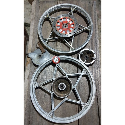 Jual velg Suzuki GP 100 125 Enkei japan Ring 18 | Shopee Indonesia