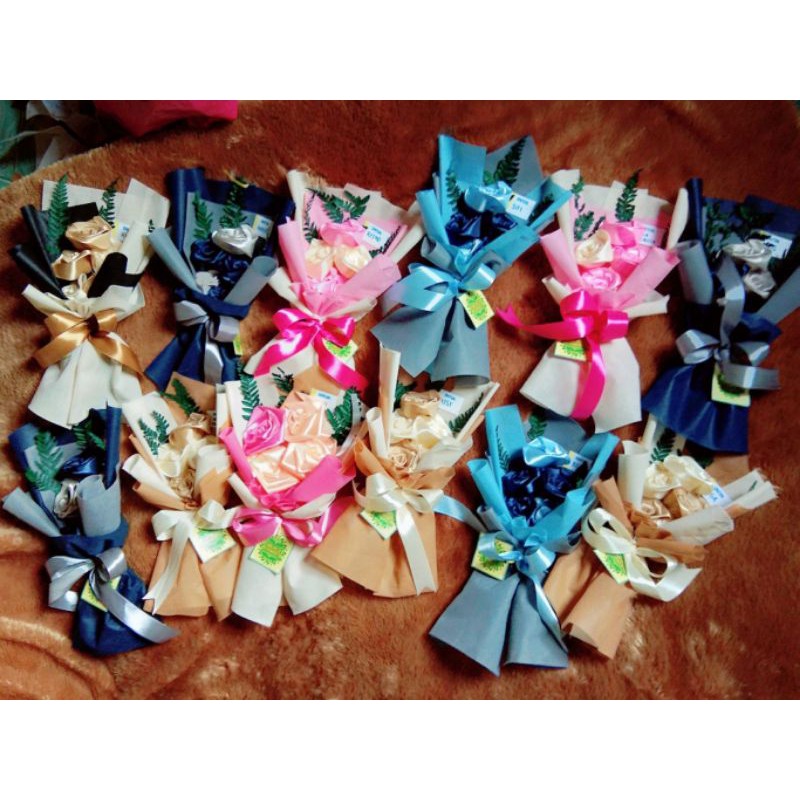 Jual Bouquet Bunga/ Bunga Wisuda/ Bunga Valentine/ Hadiah Unik/ Bucket ...