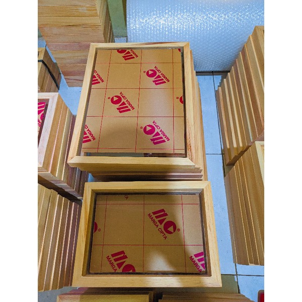 Jual Figura / frame foto /Bingkai Kayu 3D ukuran 25x35cm + Kaca Acrylic ...