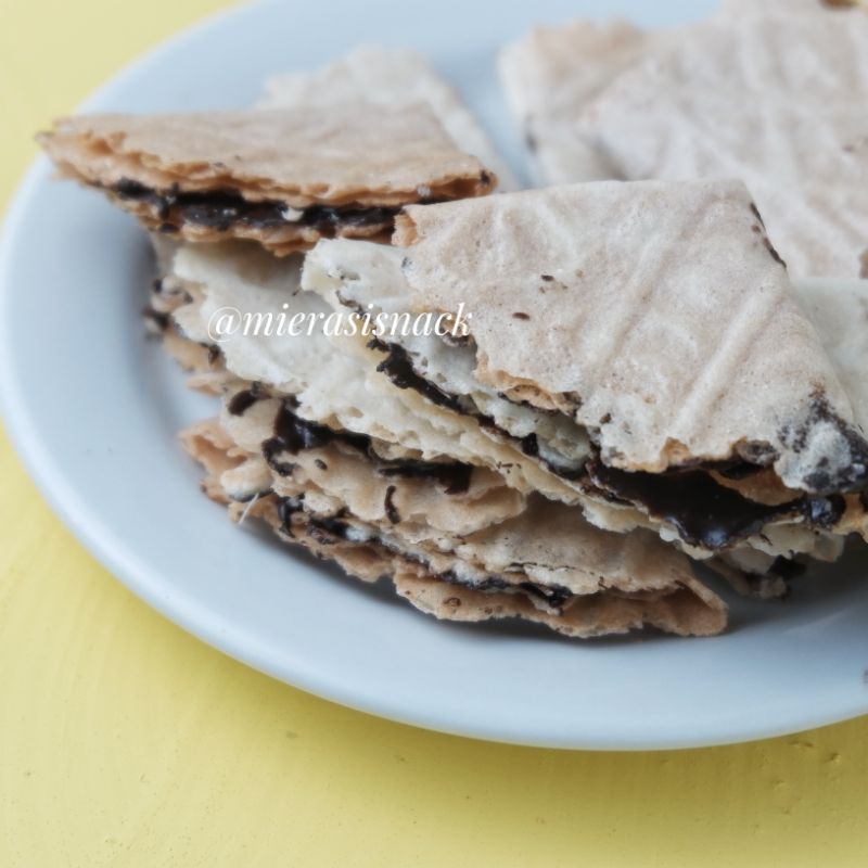 Jual Kue Semprong Pouch | Semprong isi | Semprong Lumer | Kue Renyah ...