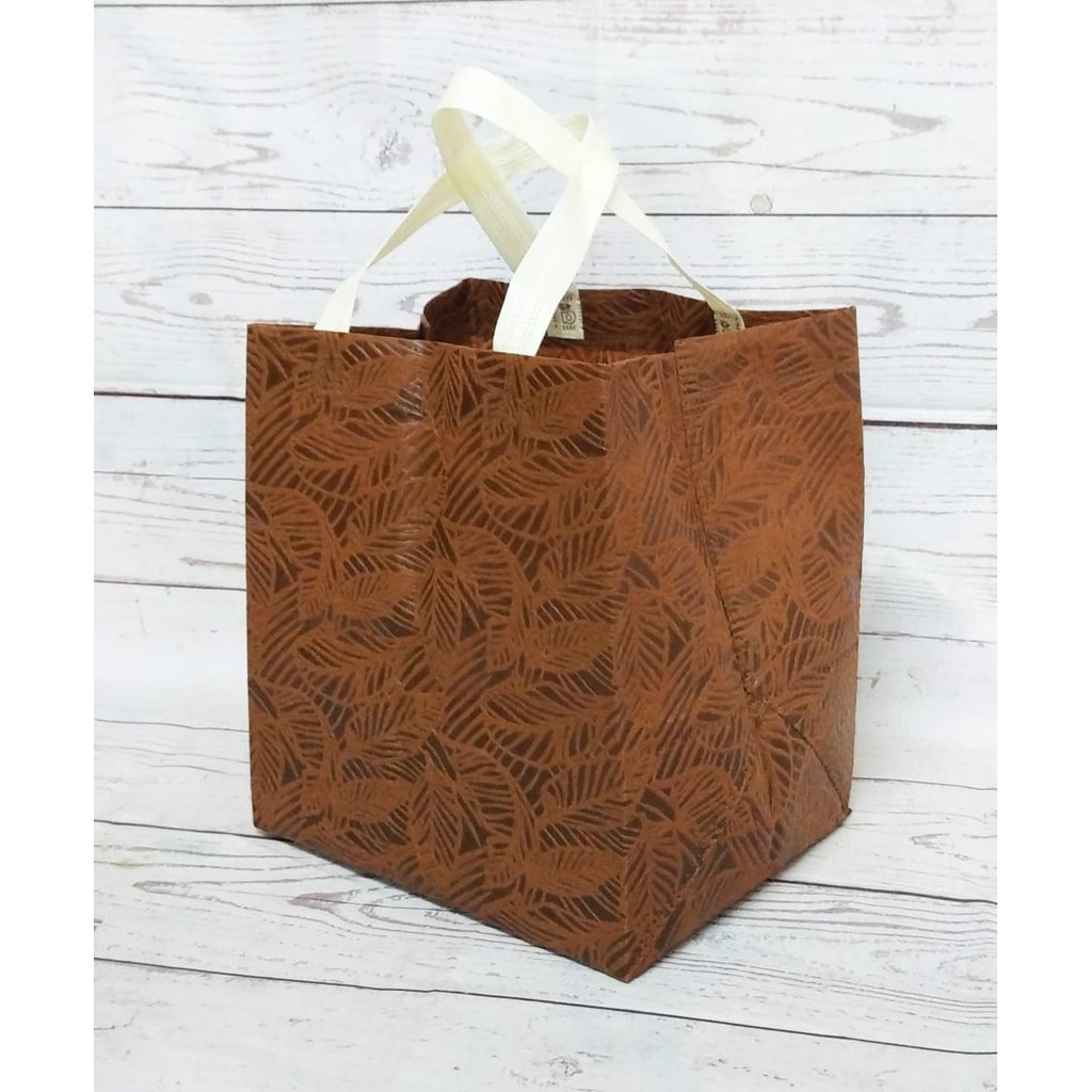 Jual Tas Syukuran Box Nasi 20x20 | Tas Hajatan Kotak Nasi | Tas Dus ...