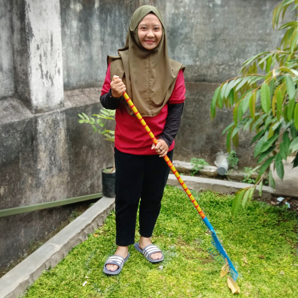 Jual Sapu Taman Daun Besar Garden Broom Garu Sapu Sampah Daun | Shopee ...