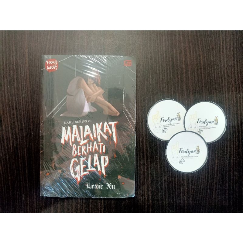 Jual Buku Novel Dark Series #3 Malaikat Berhati Gelap by Lexie xu Buku ...