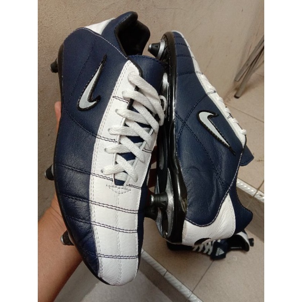 Jual sepatu sepak bola pul 6 baut kulit sapi asli | Shopee Indonesia
