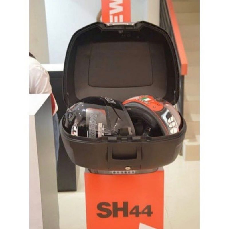 Jual Box Motor Shad-44 New Model Muat Dua Helm Shad Original Best ...