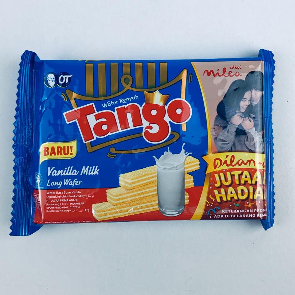 Jual TANGO WAFER RENYAH/RASA VANILA MILK LONG WAFER 47g | Shopee Indonesia