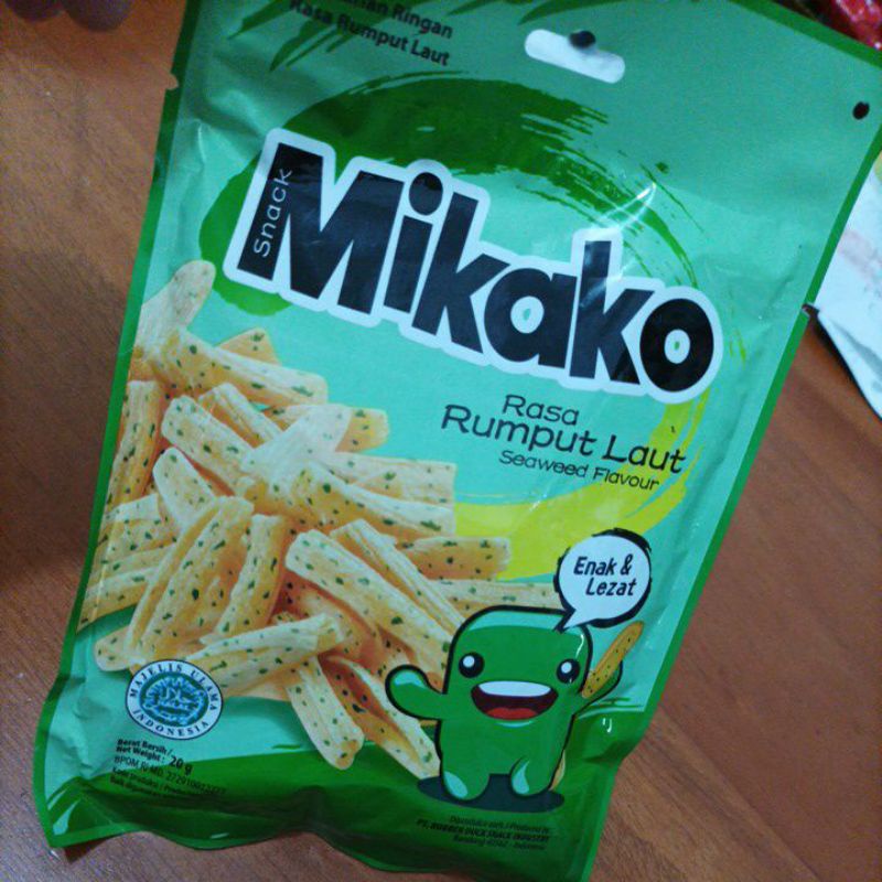 Jual snack jajanan mikako rasa rumput laut 20gr 1 pack isi 10pcs ...