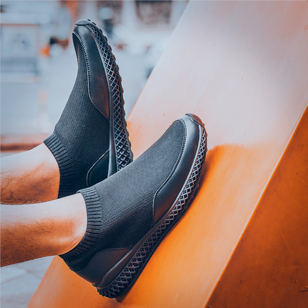 Jual Sepatu Sneakers Slip On Calver Xavier Fashion Pria Cowok Keren ...