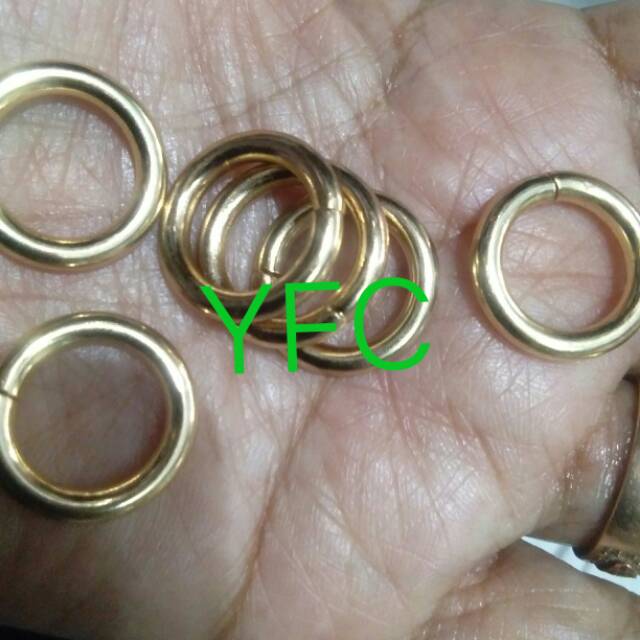 Jual Ring bulat gold 1,3cm ( per pcs ) | Shopee Indonesia