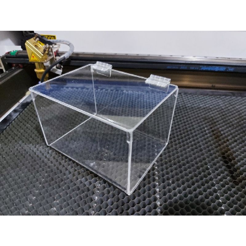 Jual Artkrilik Works | Kotak Masker KN95 Akrilik 16x12x10 dengan Tutup ...
