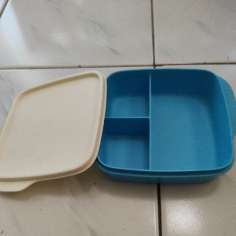 Jual tempat makan tupperware | Shopee Indonesia
