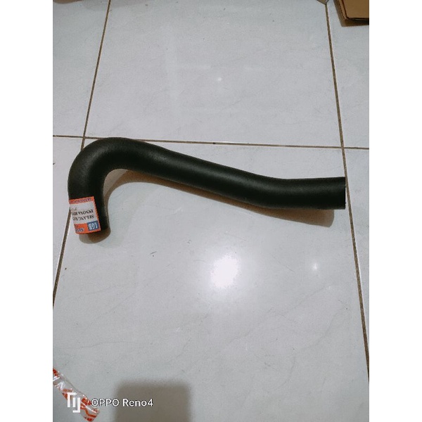 Jual SELANG RADIATOR INNOVA BENSIN (ATAS) | Shopee Indonesia