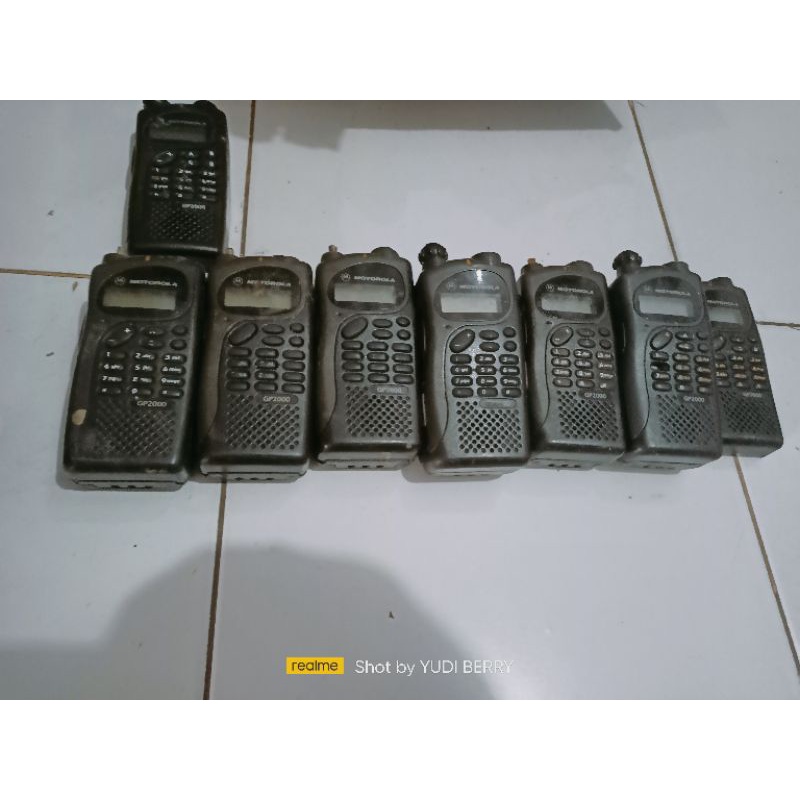 Jual Mesin ht Motorola Gp2000 Uhf 350 Mhz up Motorola GP2000 UHF Low ...