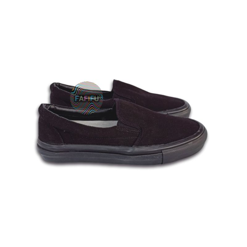 Jual Sepatu Polos Slip On Full Black / Sepatu Lokal Kanvas Vulcanized ...