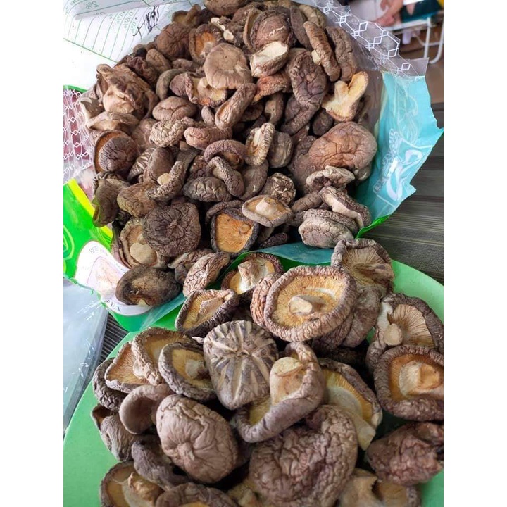 Jual JAMUR SHITAKE/HYOKO/HIUKO/TUNGKU/JAMUR PAYUNG 50gram IMPORT ...