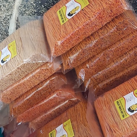 Jual Mie Lidi Kang Attok kiloan,1kg cemilan kekinian | Shopee Indonesia
