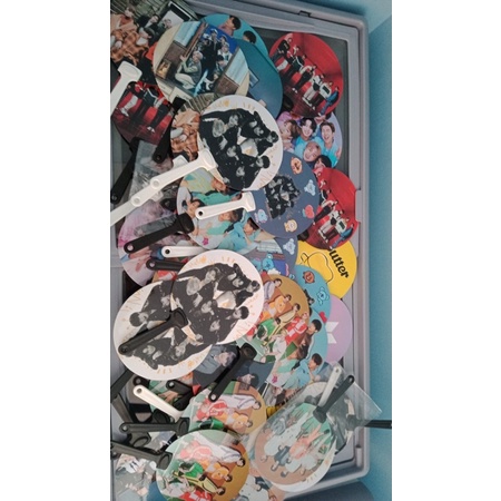 Jual MERCHANDISE KOREA BTS ARMY KIPAS HAND FAN | Shopee Indonesia