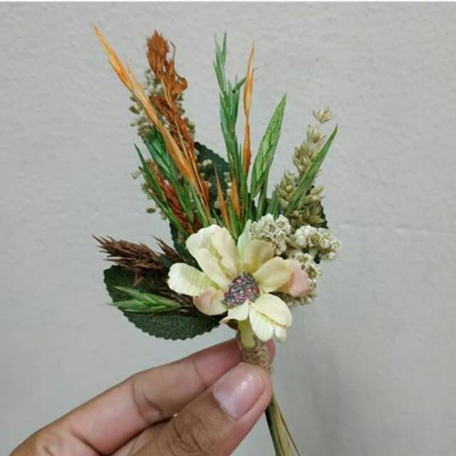 Jual Bunga semat jas - rustic flower - wedding flower - bunga kering ...