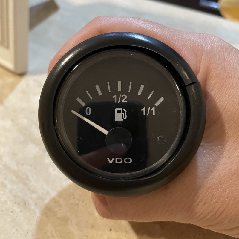 Jual Meter VDO BBM 24 V - VDO Fuel Meter 24 Volt - Meter Genset Bahan ...