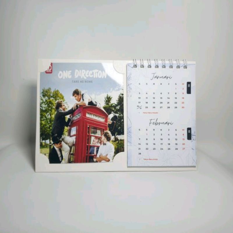 Jual KALENDER MEJA // DUDUK TAHUN 2024 edisi ONE DIRECTION | Shopee ...