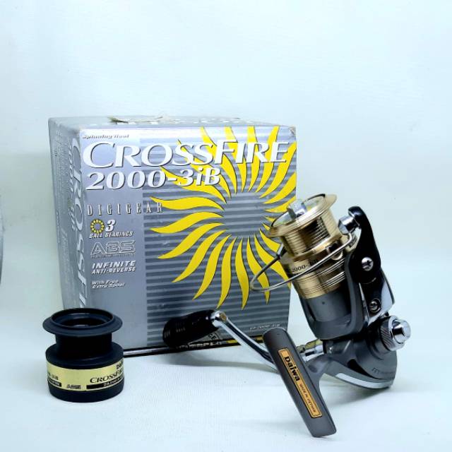 Jual Reel daiwa crossfire 2000 - 3iB ( ORI ) | Shopee Indonesia