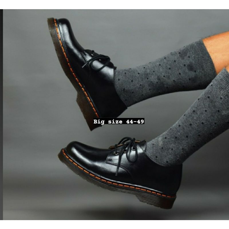 Jual Sepatu WTZ Low Boot Pria Big Size 38-49 Super JUMBO Docmart Cowok ...
