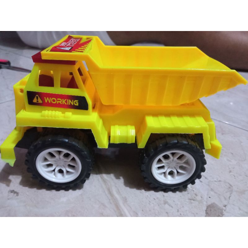 Jual truk super mini/ truk kuning/ truk construction | Shopee Indonesia