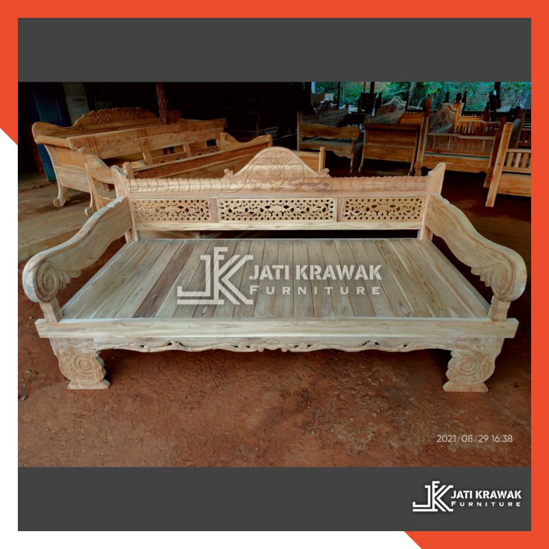 Jual Risban Bali Klasik Ukiran Kayu Jati | Resban Daybed Bali Classic ...