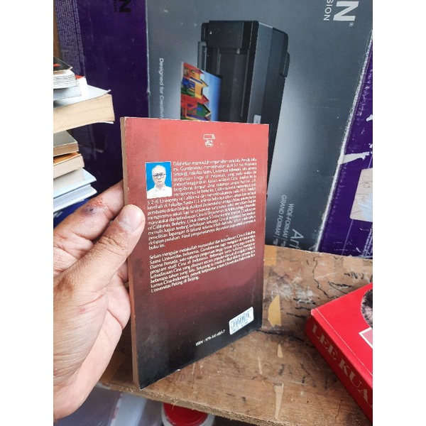 Jual MEMBANTING TULANG MENYEMBAH ARWAH by Dr Gondomono | Shopee Indonesia