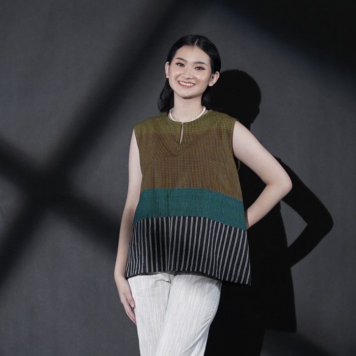 Jual NONA RARA - Bramara Lurik T1609, Baju Batik Kasual Modern | Shopee Indonesia