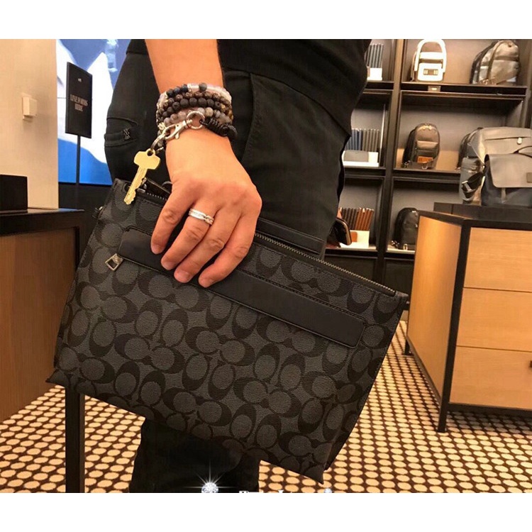 Jual Coach Clutch Wrist Bag Cowhide With PVC Material Men And Women Tas ...
