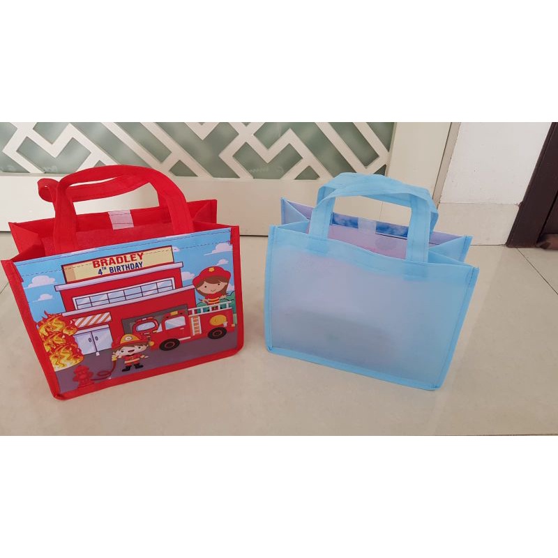 Jual souvenir murah tas spongebond vinyl | Shopee Indonesia