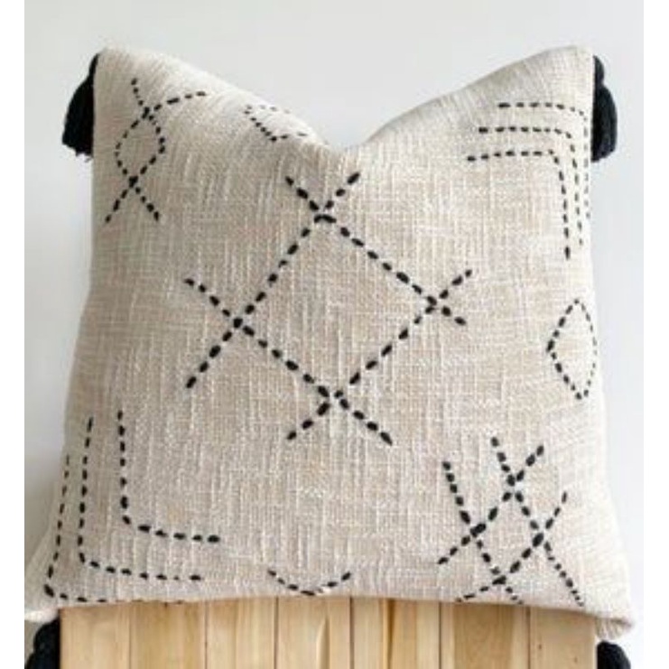Jual Sarung bantal motif kotak tengah | Shopee Indonesia