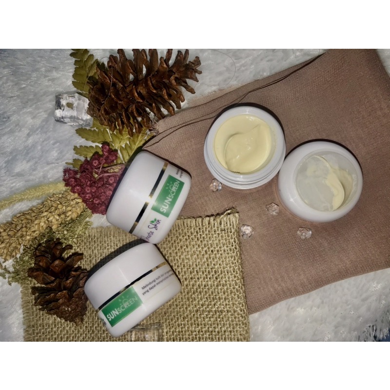 Jual Day cream Kuning Natural (S) | Shopee Indonesia