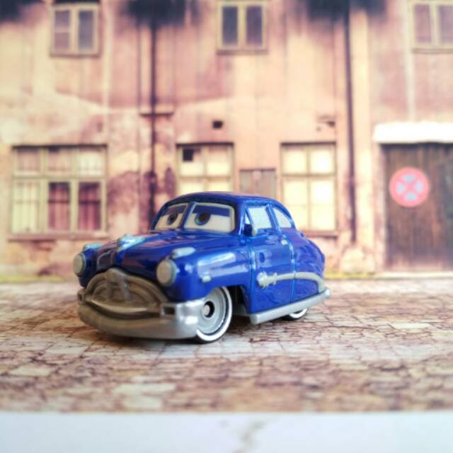 Jual diecast disney pixar mini racers cars 3 no nomer 3 doc hudson ...