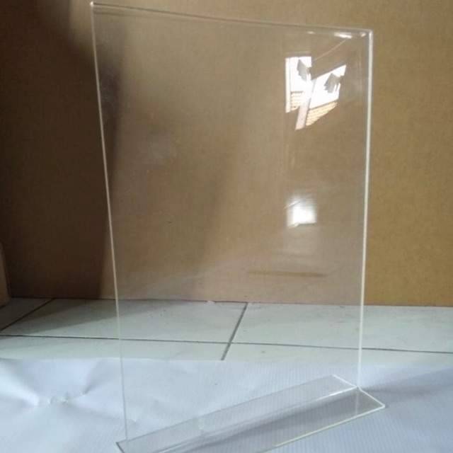 Jual AKRILIK TENT HOLDER T (uk 4 x 6 cm) / TEMPAT BROSUR | Shopee Indonesia