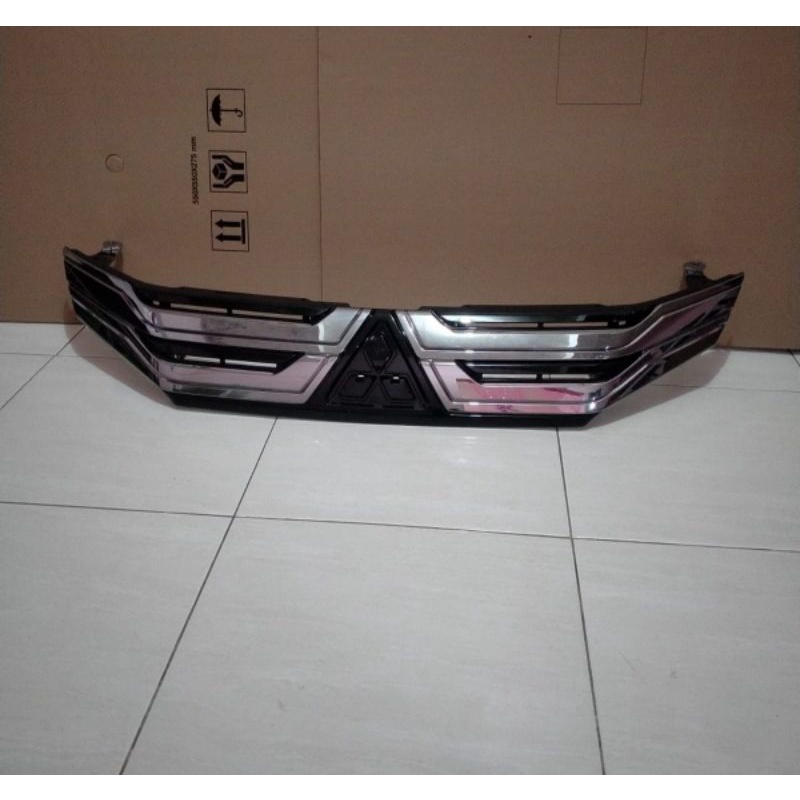 Jual Grill Depan Grill Radiator Depan Mitsubishi New Expander 2019-2021 ...