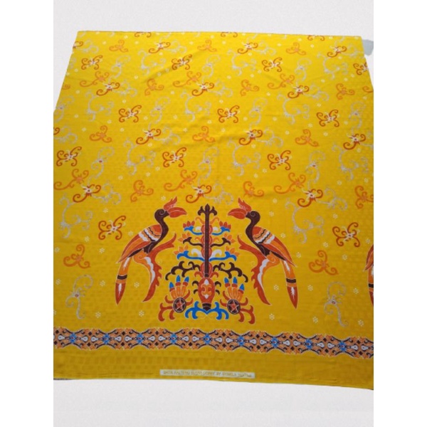 Jual kain sutra batik khas kal-teng,harga per setengah meter | Shopee ...
