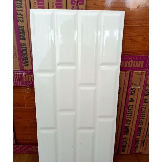 Jual KRAMIK UNO VERONA WHITE UK 30×60 BUAT DINDING | Shopee Indonesia