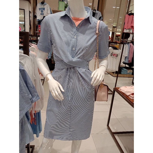 Jual Details Dress Selutut motif garis-garis casual | Shopee Indonesia