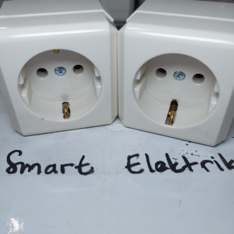 Jual Stop Kontak OB Broco 15410/ Tempat Colokan Broco Segi OB ...