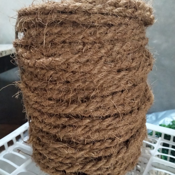 Jual tali serabut kelapa cocofiber | sabut kelapa | tali ijuk 6mm ...