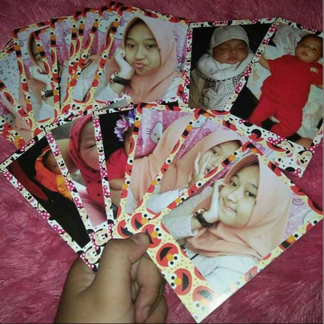 Jual Cetak foto polaroid Baground uk 2R @25foto | Shopee Indonesia