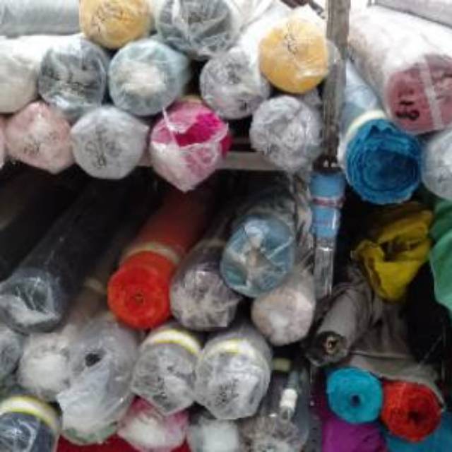 Jual Kain katun Rayon polos rollan | Shopee Indonesia