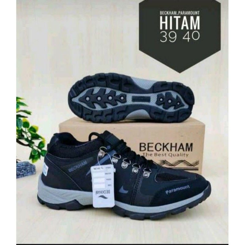 Jual Sepatu Gunung Hiking Kulit Pria Modek Pendek Sepatu Outdoor shoes ...
